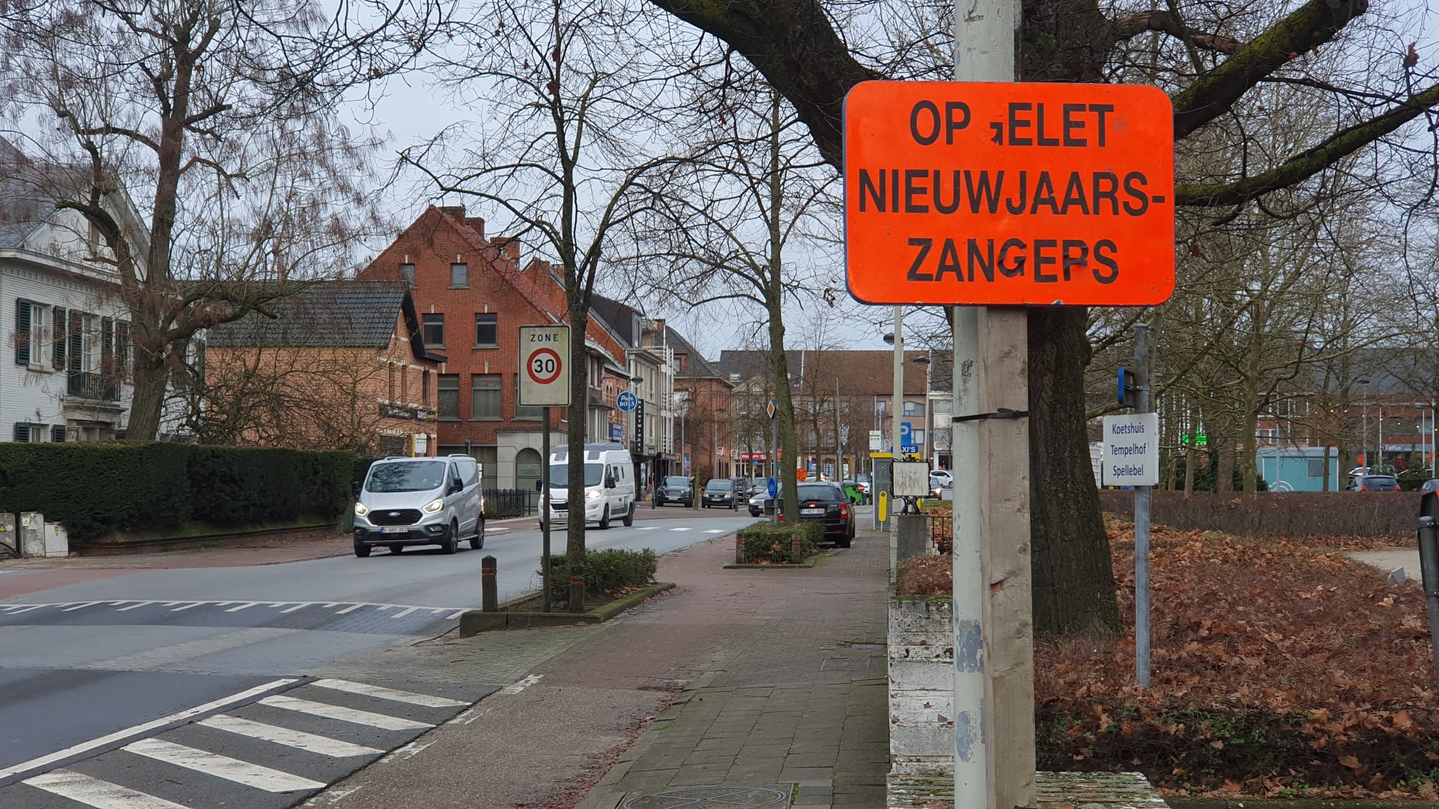 "Nieuwjaarke zoete...": politiezones vragen om voorzichtig te zijn voor zangertjes | RTV